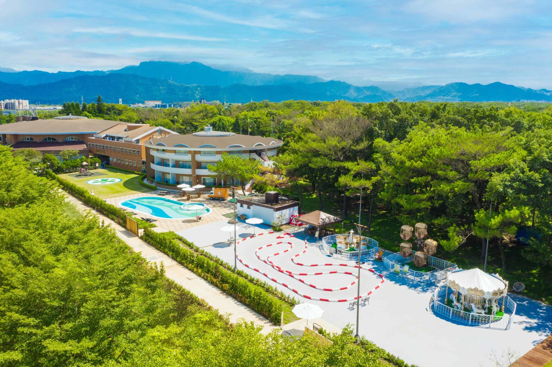Yaward Resort